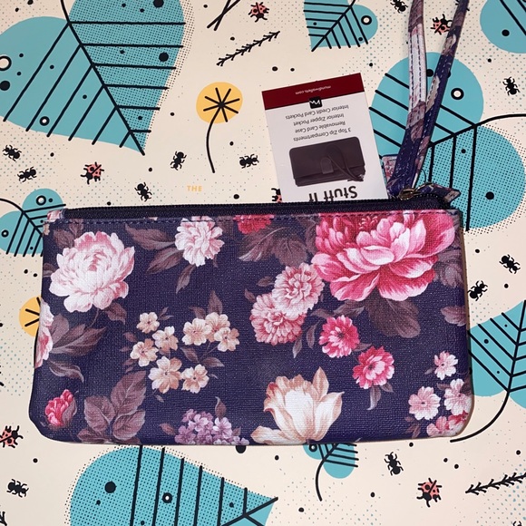 mundi | Bags | Mundi Floral Walletpursewristlet 3 Top Zipper | Poshmark